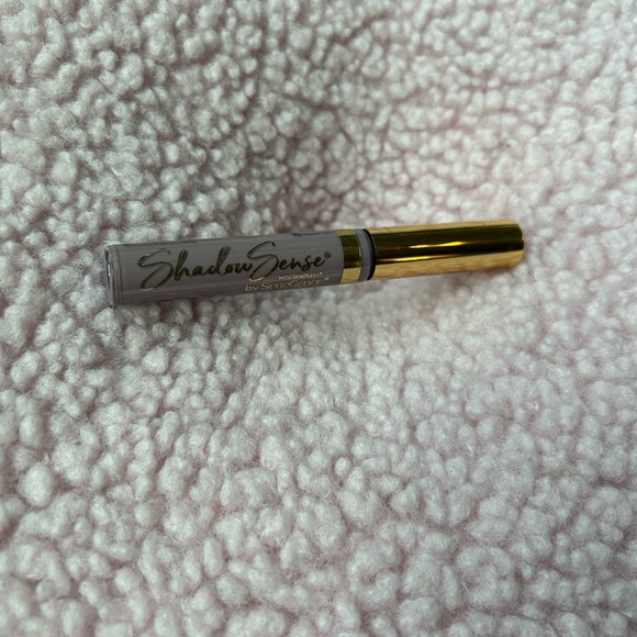 SeneGence | Makeup | Amethyst Shadowsense By Senegence Cream Eyeshadow ...